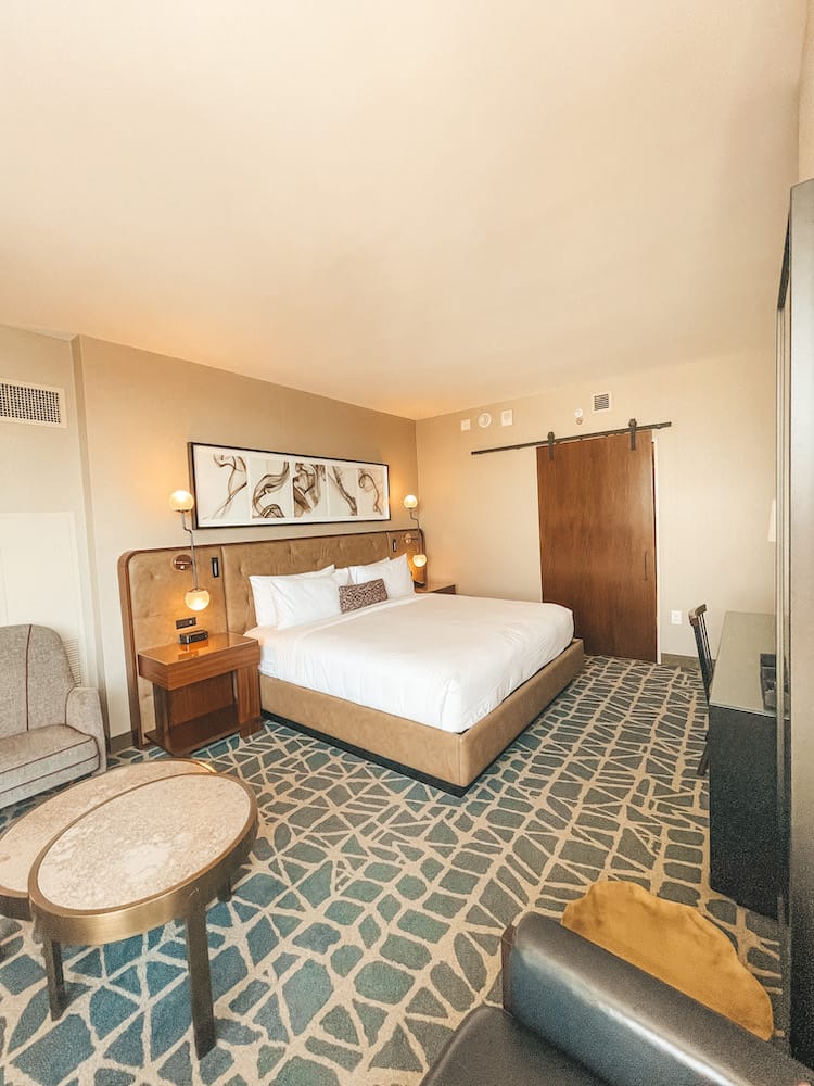 Hotel Distil: Luxury Stay on Louisville’s Whiskey Row - Travel by Brit